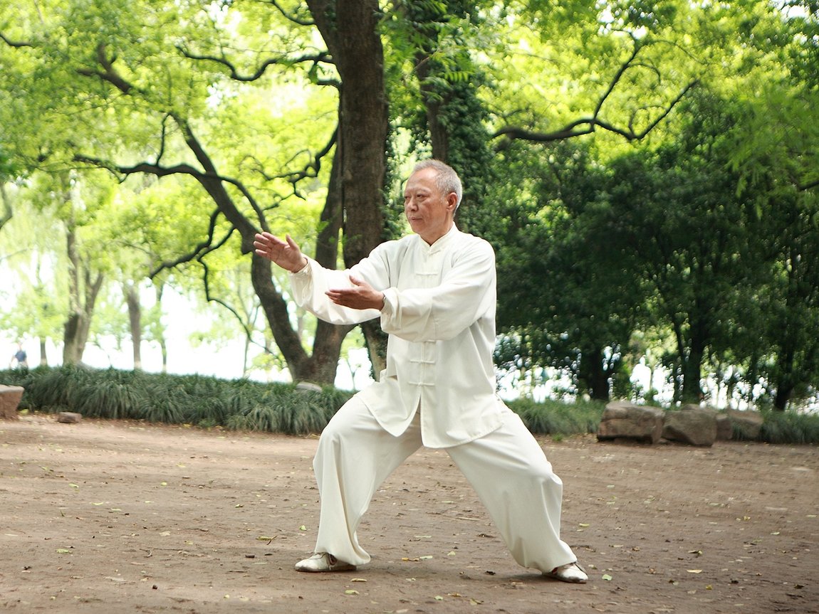 Tai chi walking: The fitness trend for more mindfulness