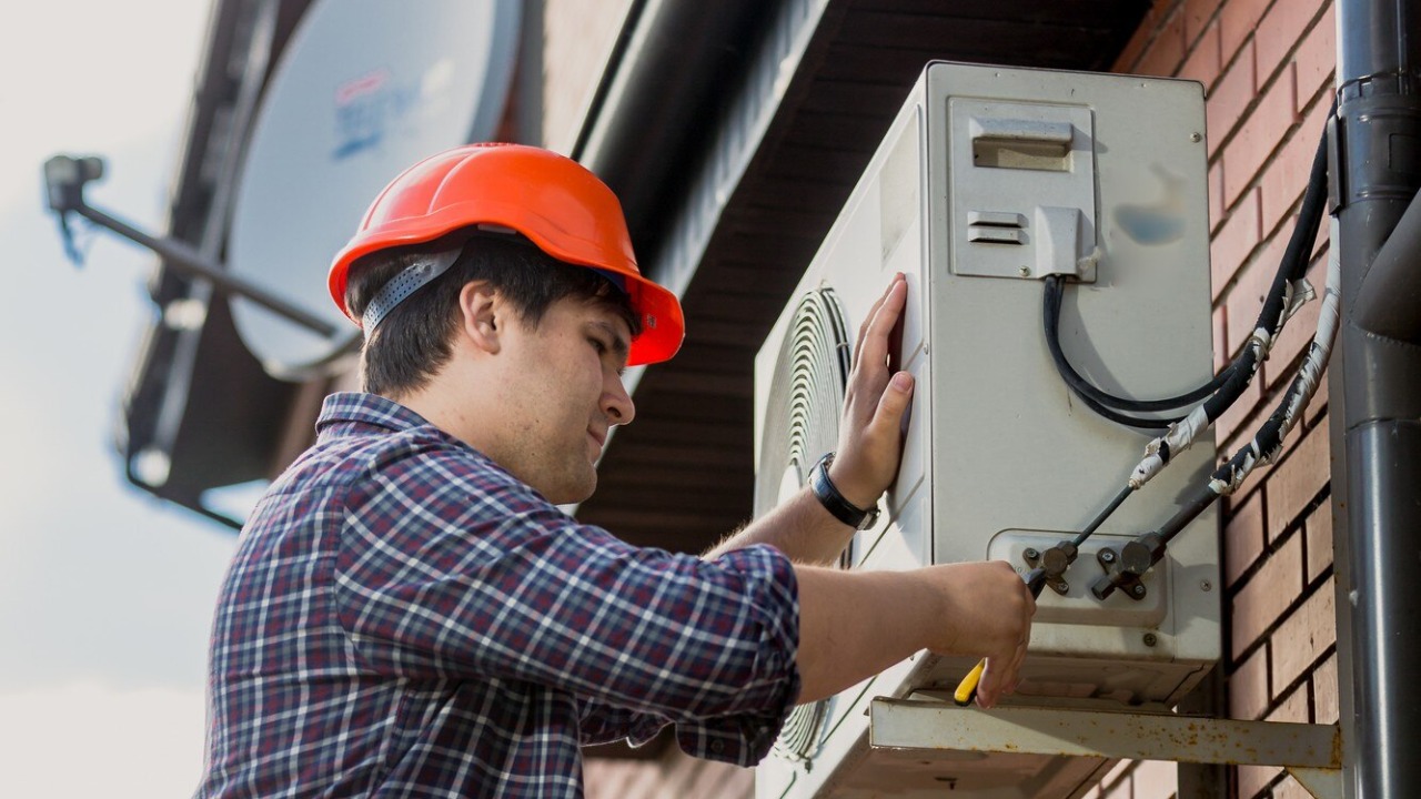 New survey says heat pumps may not save you money as 2/3 report losses