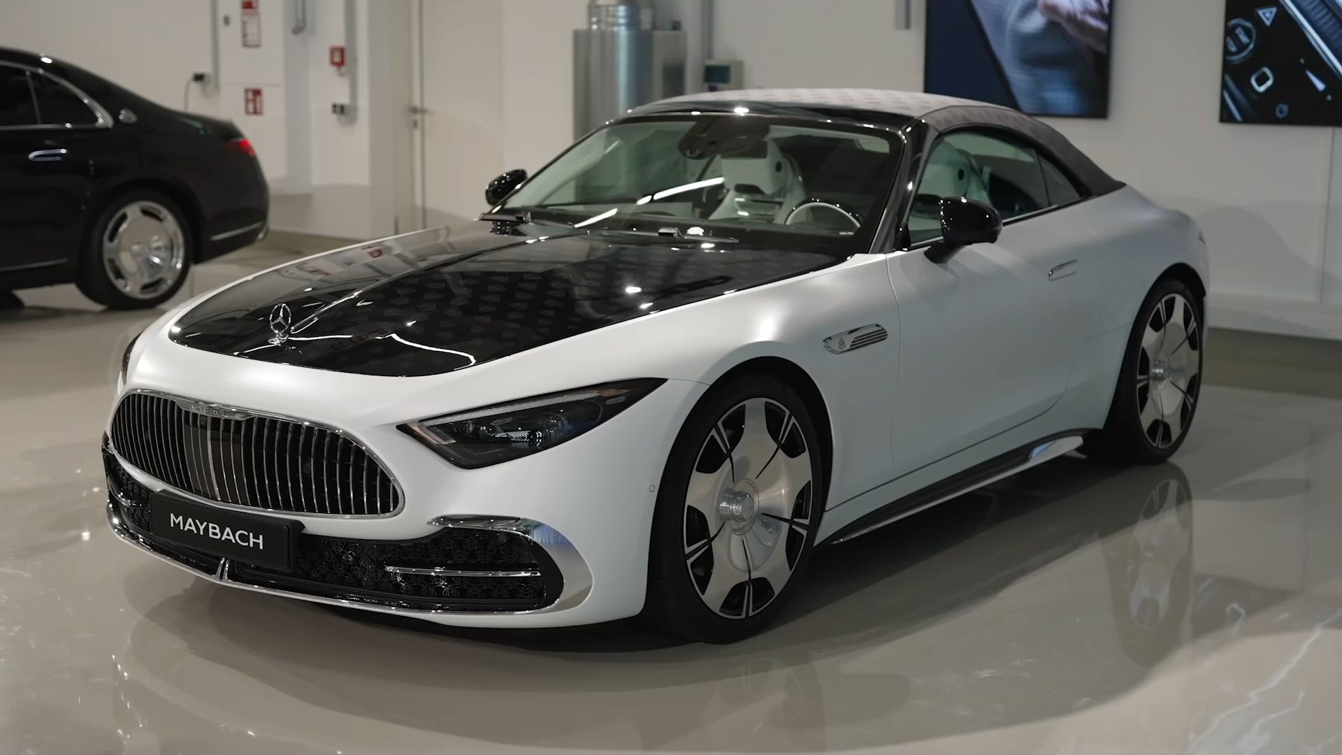 Mercedes-Benz eröffnet neues MANUFAKTUR Studio - wachsendes Angebot für ...