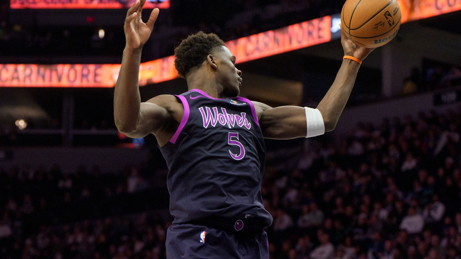 Chris Finch’s cryptic Anthony Edwards injury update after late ...