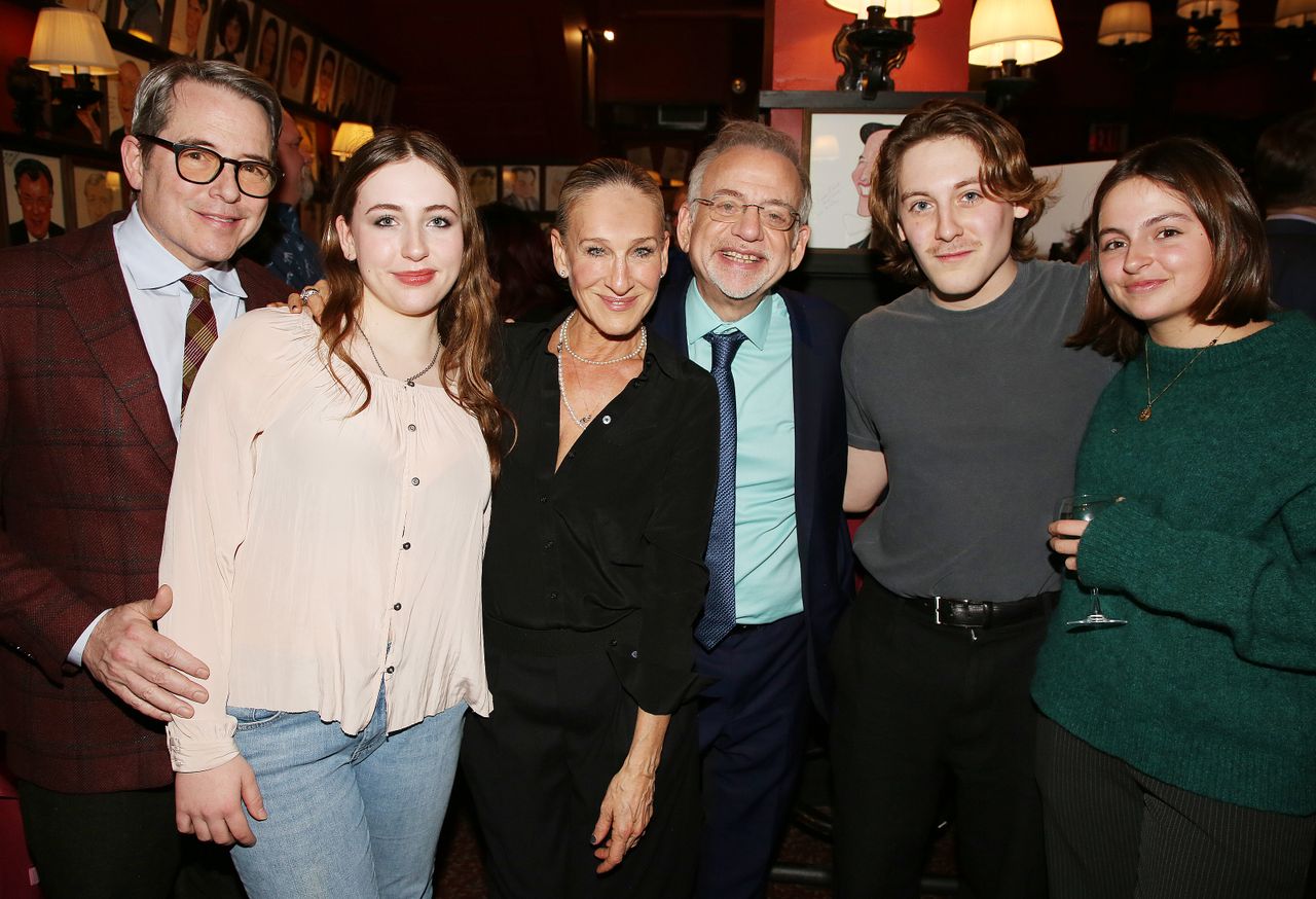 Sarah Jessica Parker and Matthew Broderick step out for a rare family ...