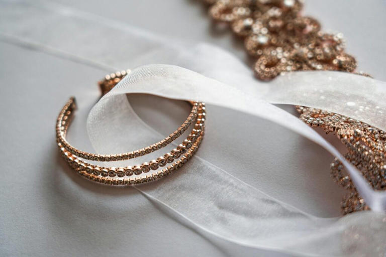 How jewelers spot the best vintage jewelry hidden in thrift stores