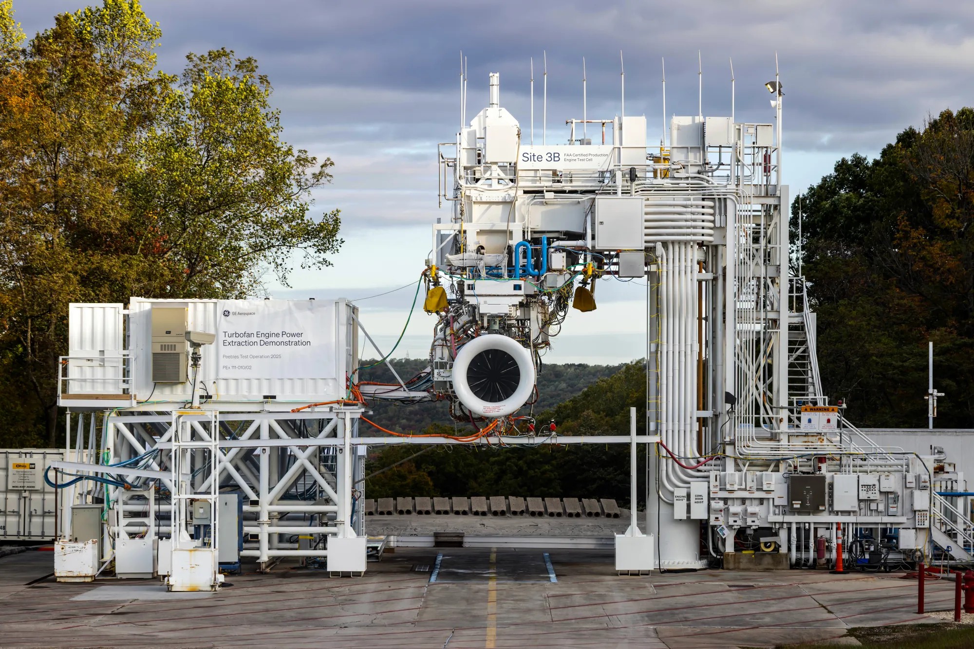 NASA, GE test hybrid engine for next decade of flight