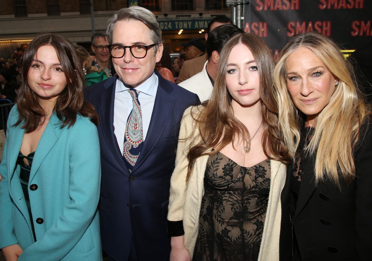 Sarah Jessica Parker and Matthew Broderick step out for a rare family ...