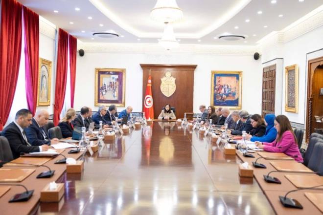 PM chairs small cabinet meeting on converting debt into development ...