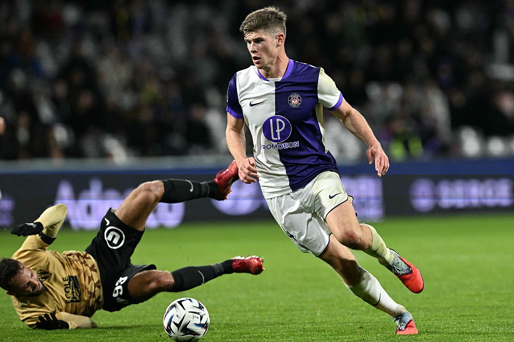 Brighton have six centre backs - here's why they still want £24m ...