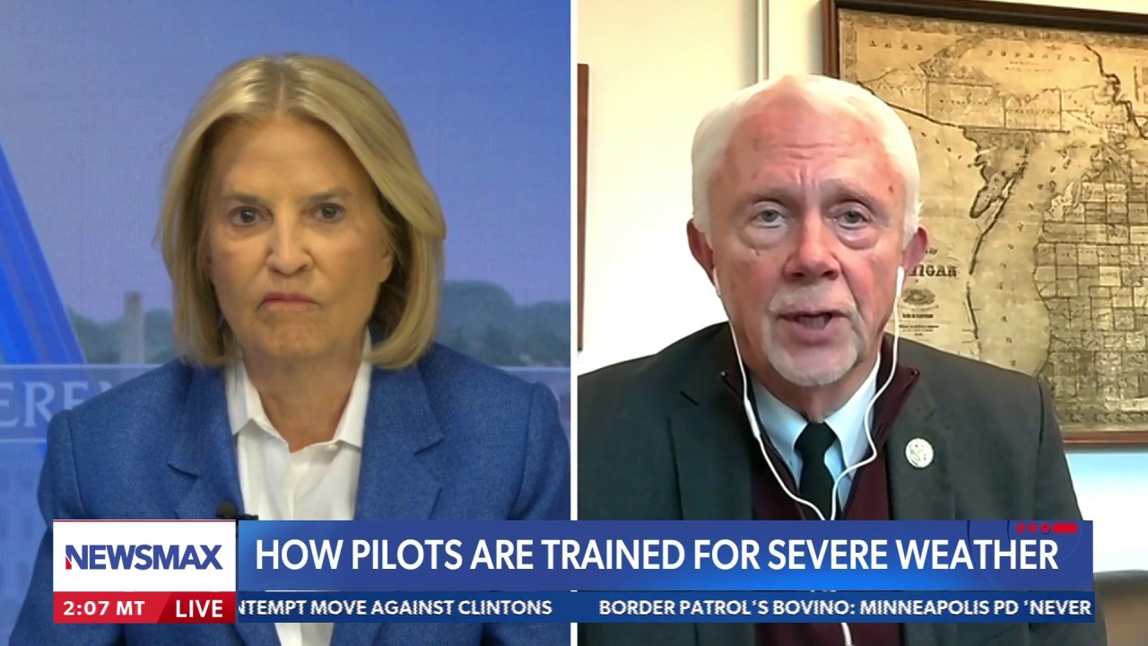As major winter storm nears, how do pilots handle severe weather?