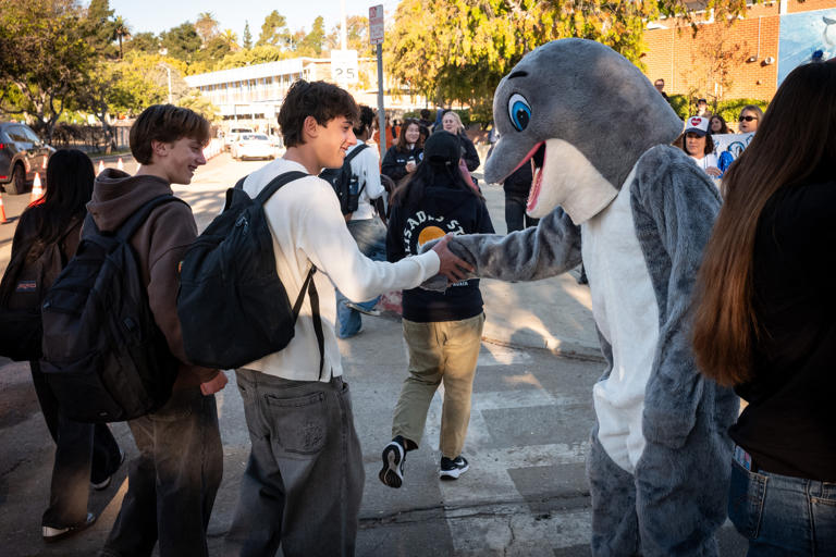 Palisades Charter High students return to campus one year after wildfire