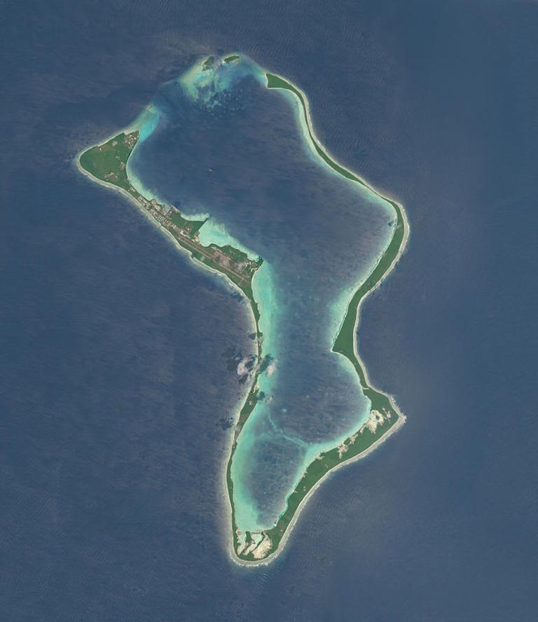 Chagos Islands military base will be banned from storing nuclear weapons