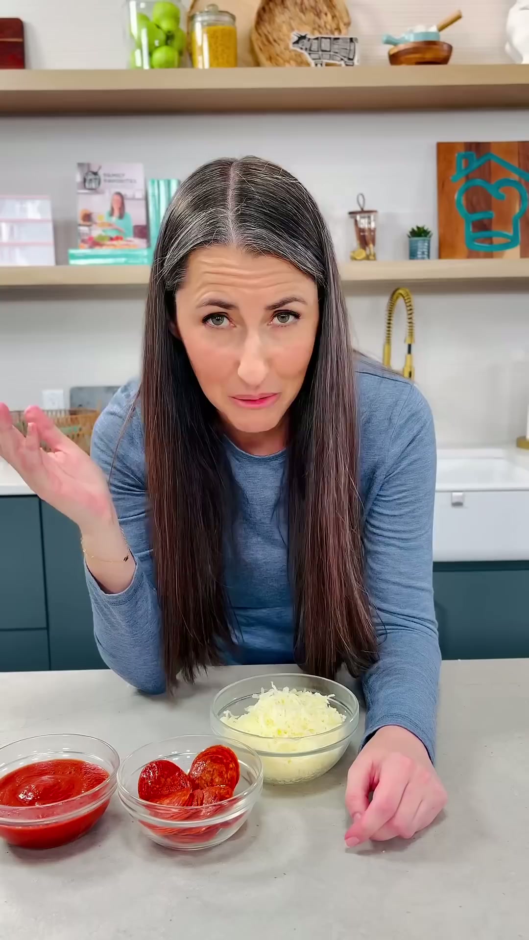 Turn garlic bread into French bread pizza night! #pizzalover