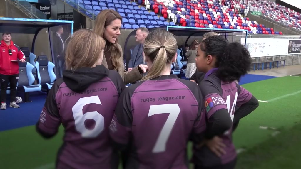 Kate praises grassroots rugby league and community spirit during club visit