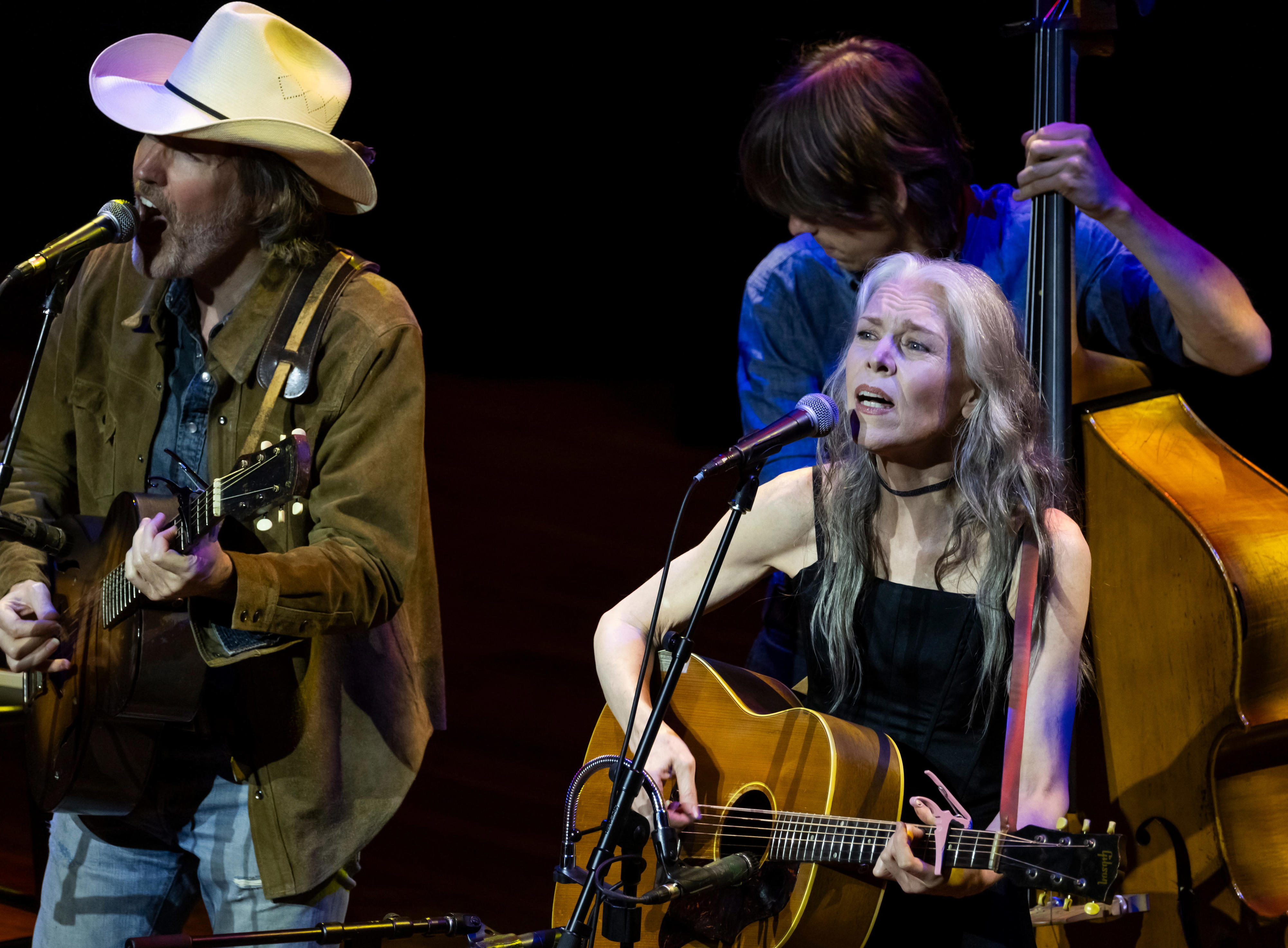 These Nashville celebs are hunkering down during winter storm, outages