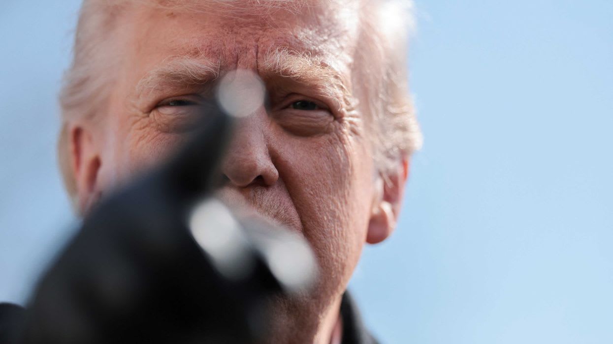 Trump midterm strategy a double-edged sword that could end in disaster ...