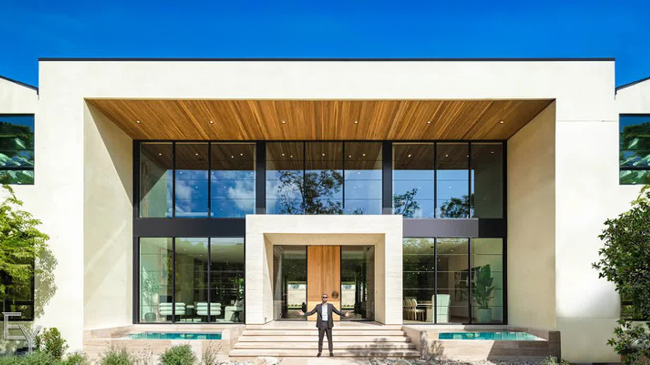 Touring a Scandinavian-inspired LA modern mansion