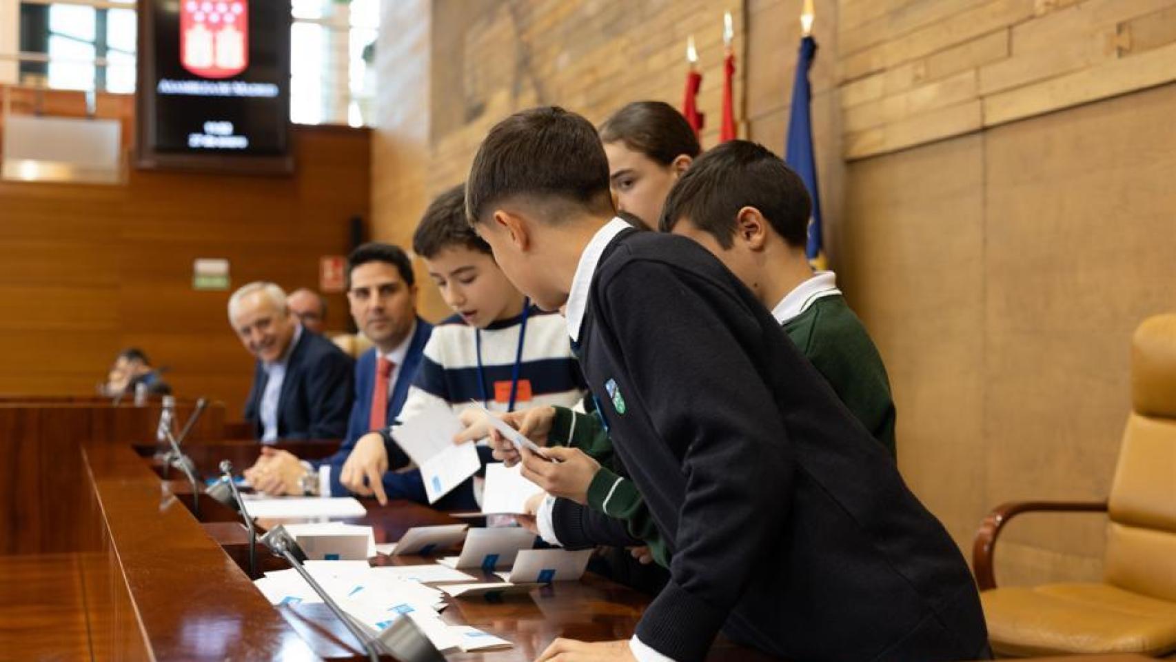 Mateo, Martina, Hugo, Alexander y Elena, los cinco cerebritos que han ...