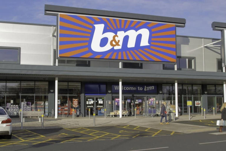 B&M’s insane 10p clearance sale is sending shoppers into a buying frenzy