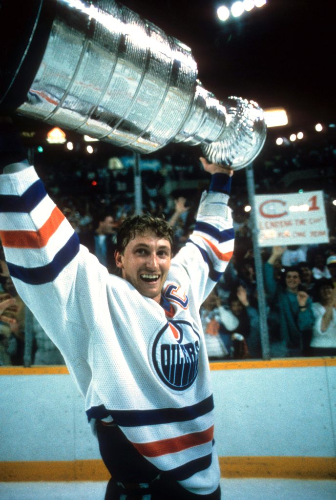 NHL icon Wayne Gretzky's massive net worth and wealth