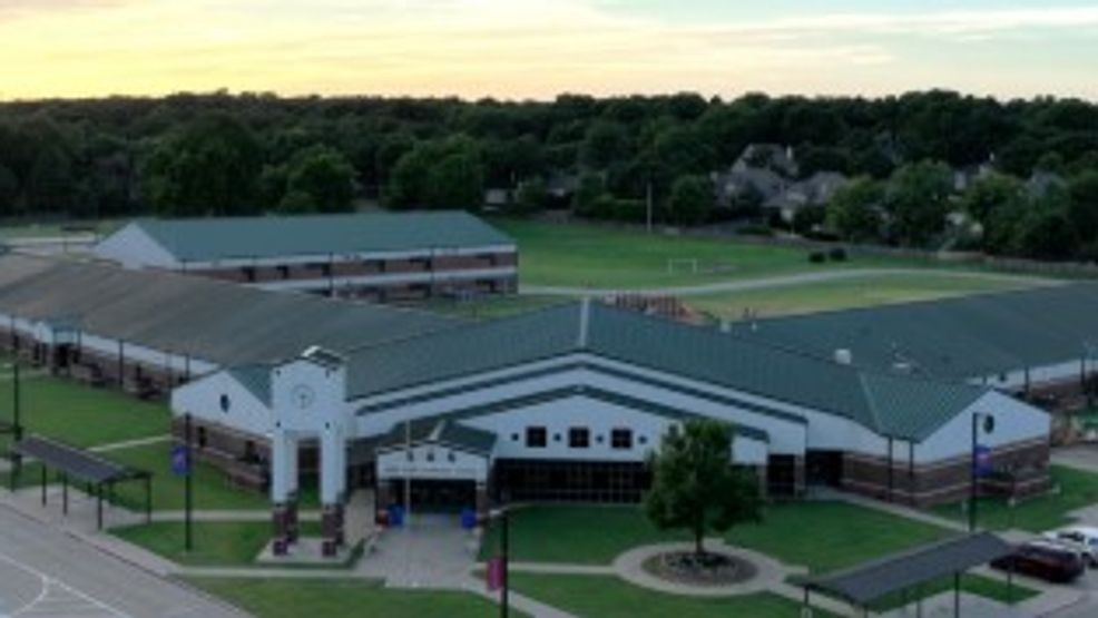 Bixby Public Schools to remain in distance learning Wednesday