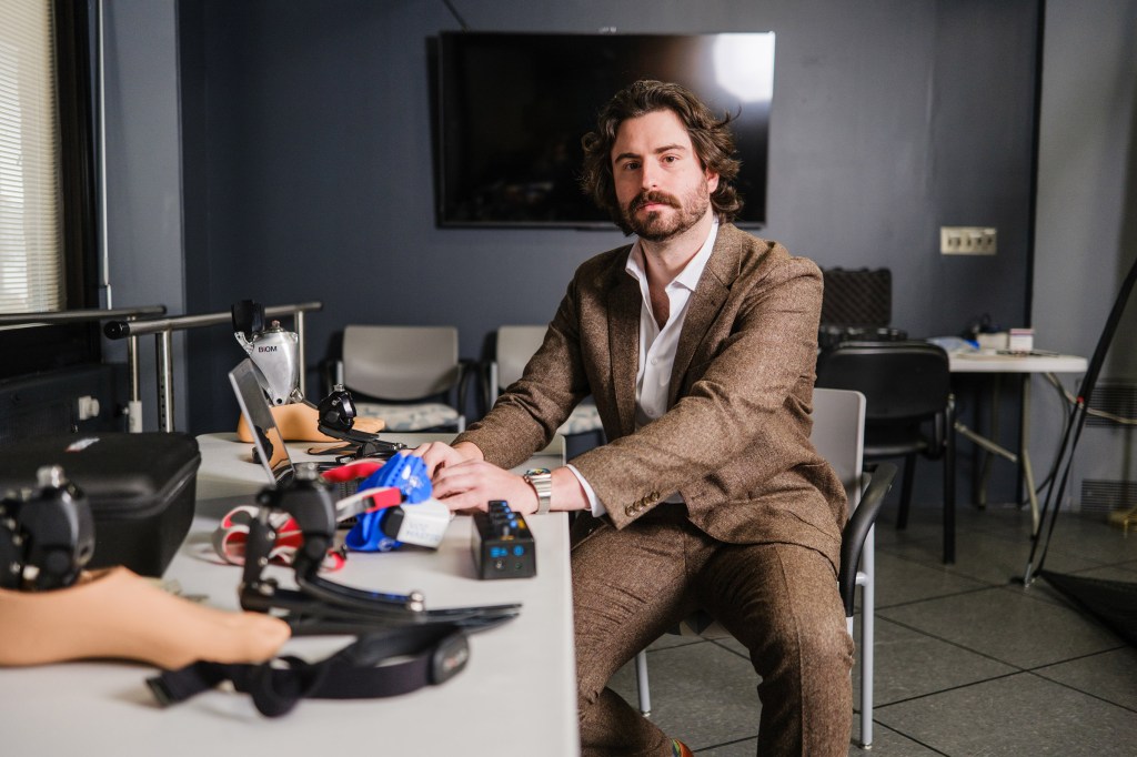 A singular NYC research lab uses sci-fi-like technology to revitalize ...