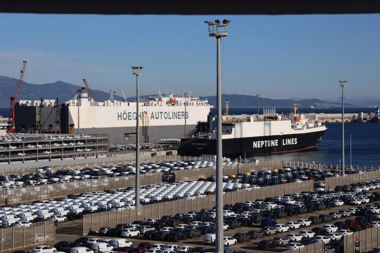 Storm closures choke Algeciras as Moroccan lorries pile up from Tangier Med