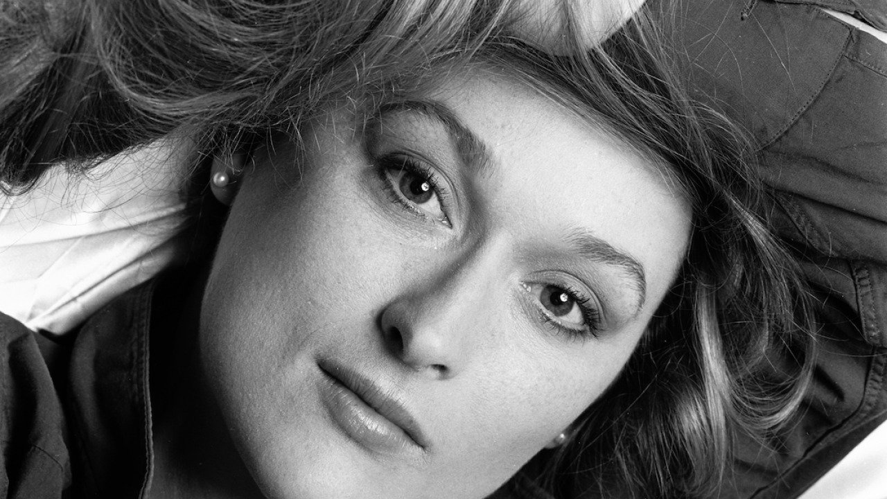 See 15 iconic actors before they were famous vs. today