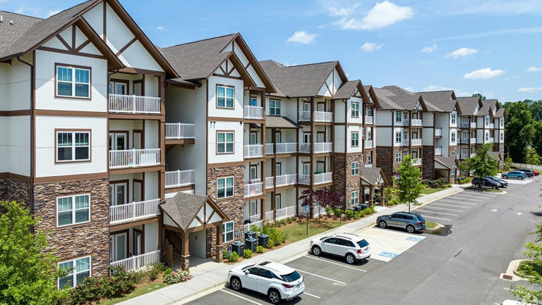 Real estate firm acquires 266-unit apartment community in metro Atlanta
