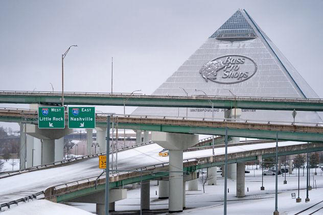 Mississippi, Tennessee left in the dark as ice storm, Arctic cold grip ...