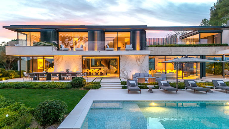 An art collector’s waterfront estate in St. Tropez asks nearly $140 million