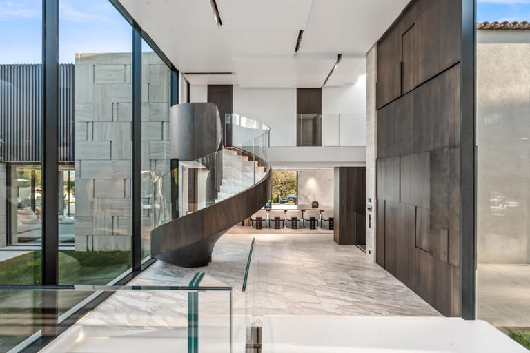 An art collector’s waterfront estate in St. Tropez asks nearly $140 million