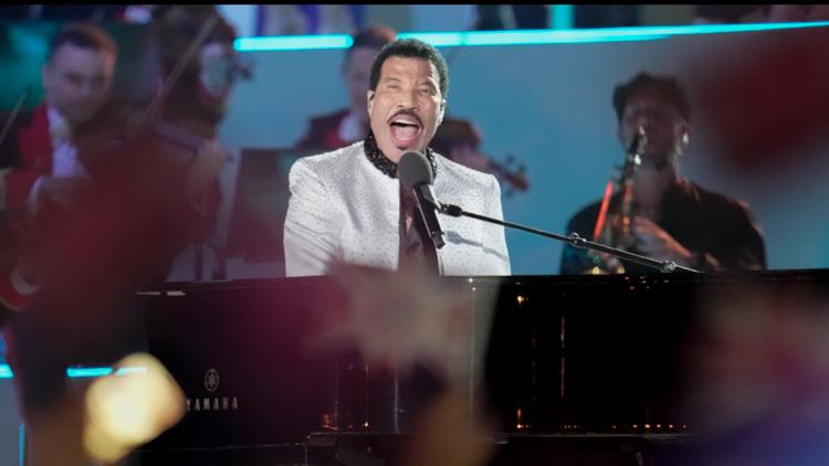 Lionel Richie and Earth, Wind & Fire kick off national tour in Minnesota
