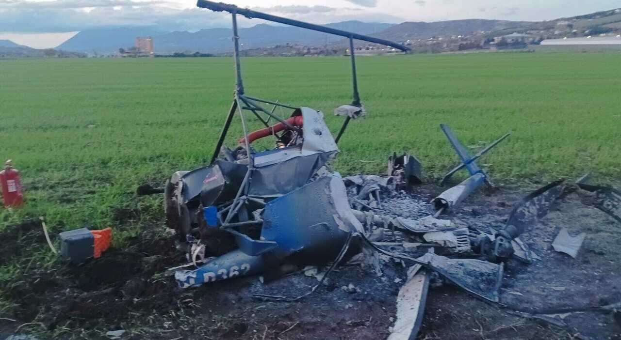 Benevento, precipita elicottero ultraleggero: un morto e un ferito in ...