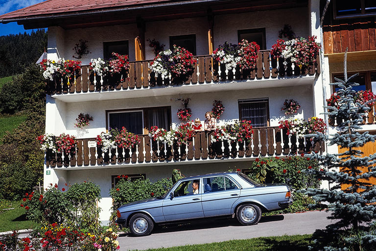 Mercedes-Benz W123 : 50 ans de robustesse et de confort