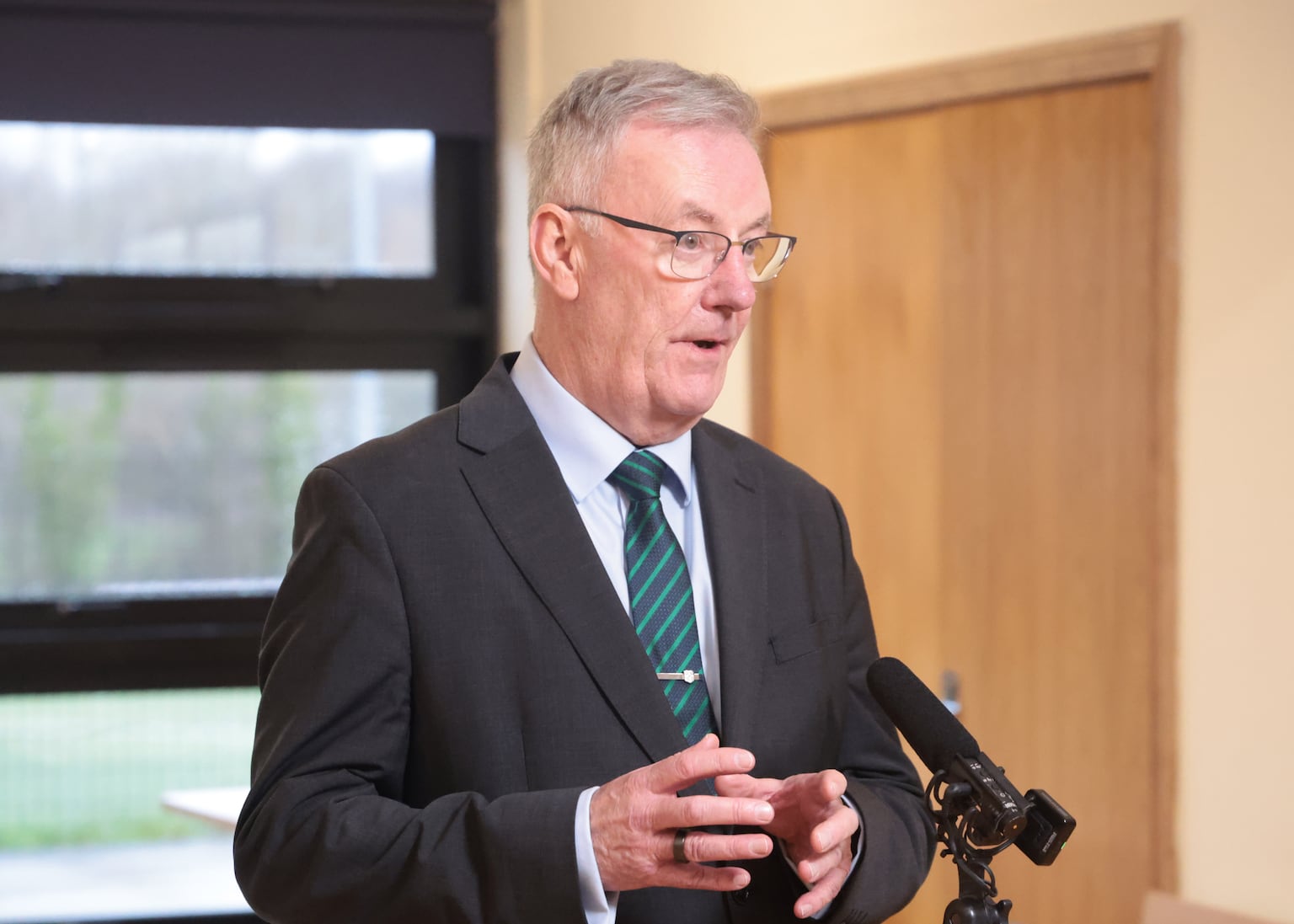 Ask the dentist: Smile makeover or risky business? Warning about ...