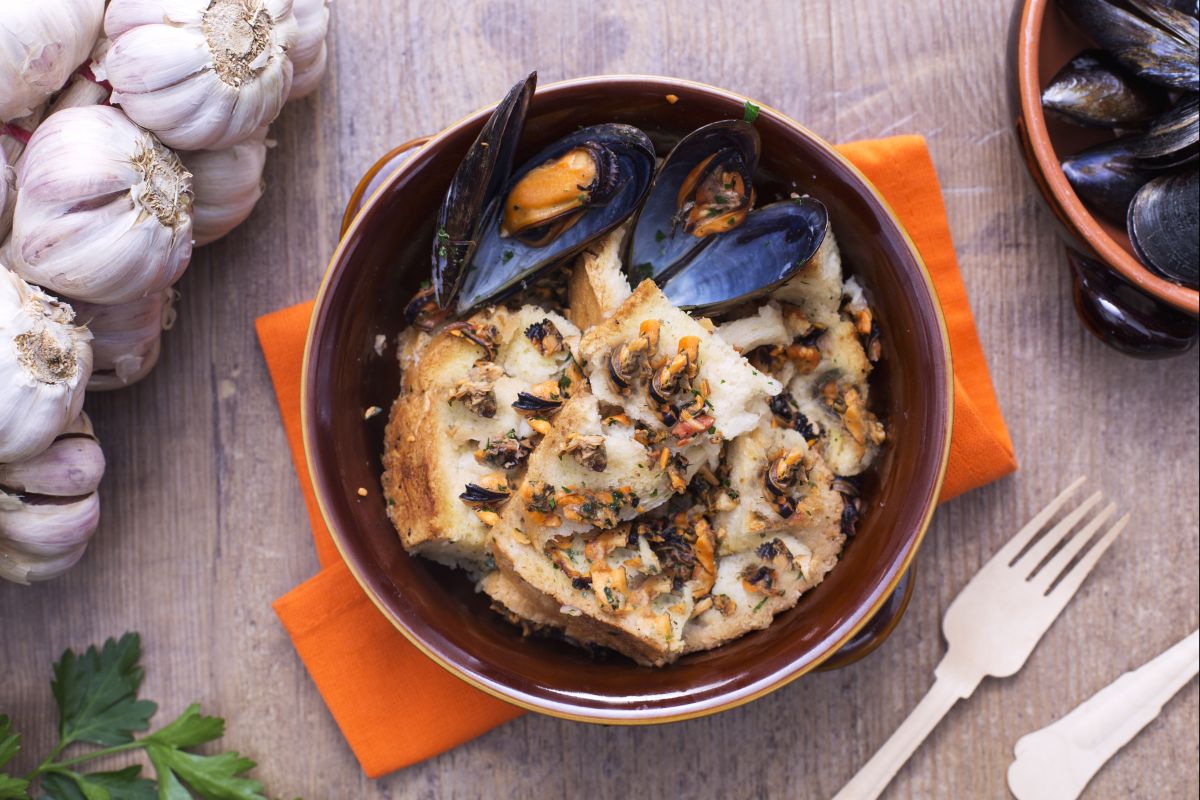 Pancotto with mussels