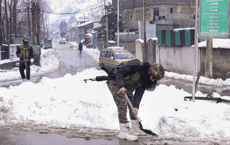 J-K: Road closure, flight disruption blot snowbound valley landscape ...