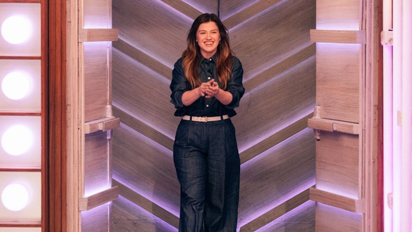 The Kelly Clarkson Show rep clarifies rumors about series' future