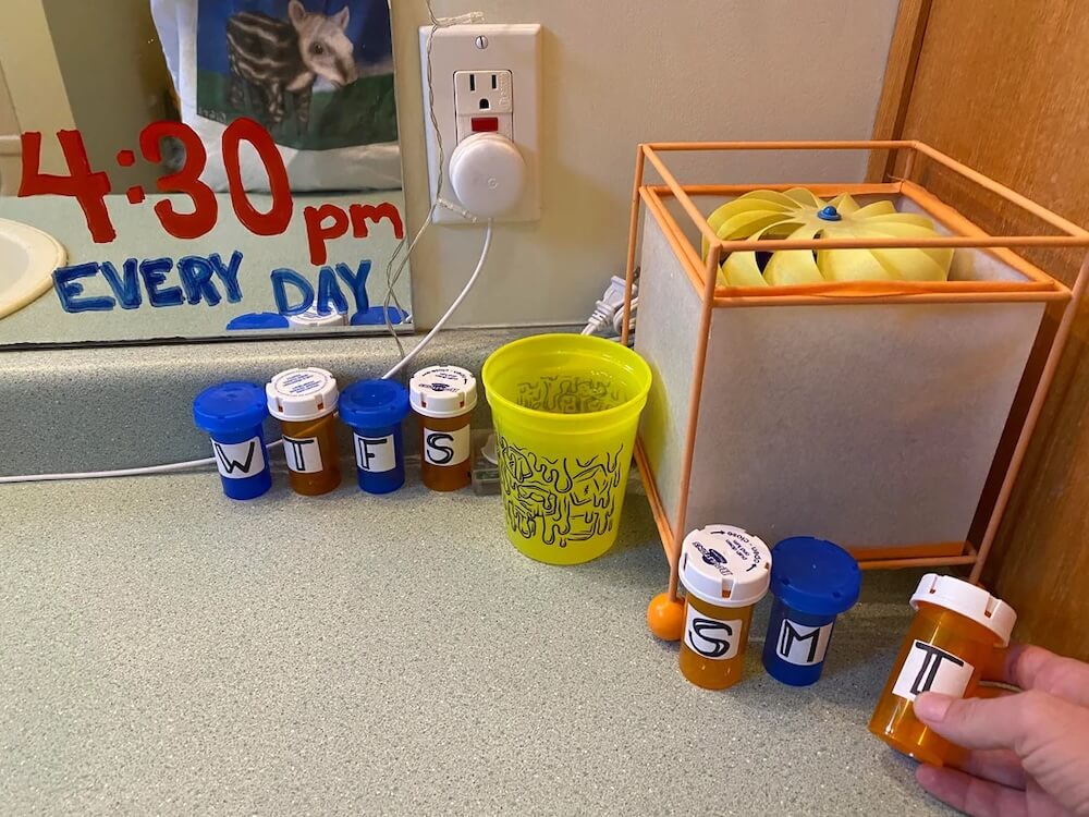 Person reveals why you should never throw away old pill bottles: 'That ...