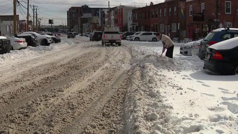 Clearing snow and ice off your car? Here’s what not to do to avoid damage