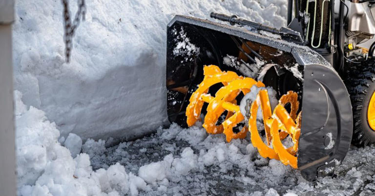 How to prevent hand injuries while using a snowblower