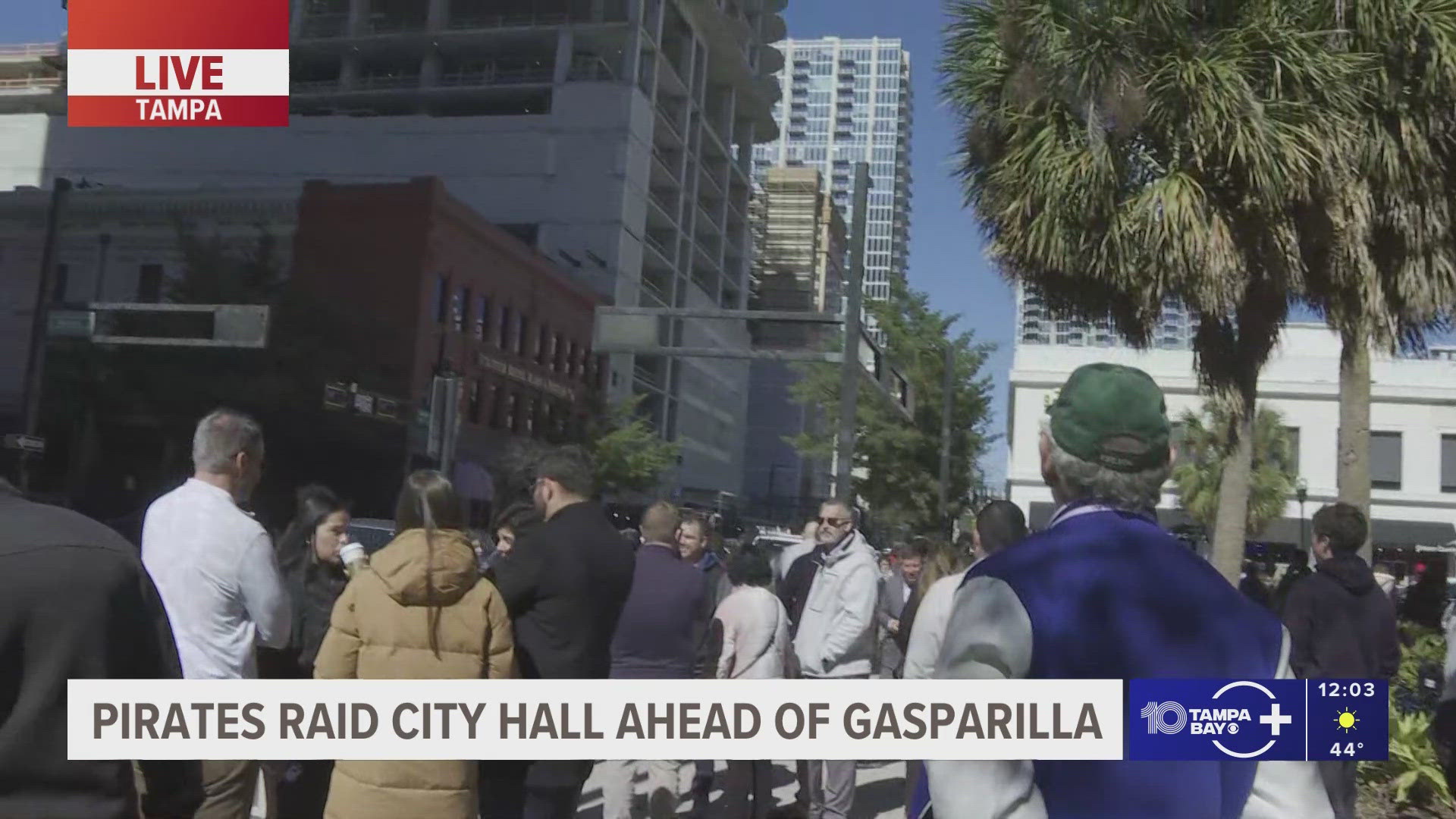 Pirates raid Tampa City Hall ahead of Gasparilla 2026