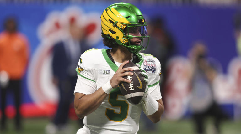 Big Ten standout ranked No. 1 QB in 2026 college football player list