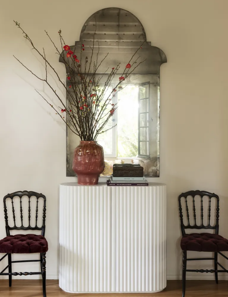 If you live in a small apartment, you’ll want to see how Nate Berkus ...