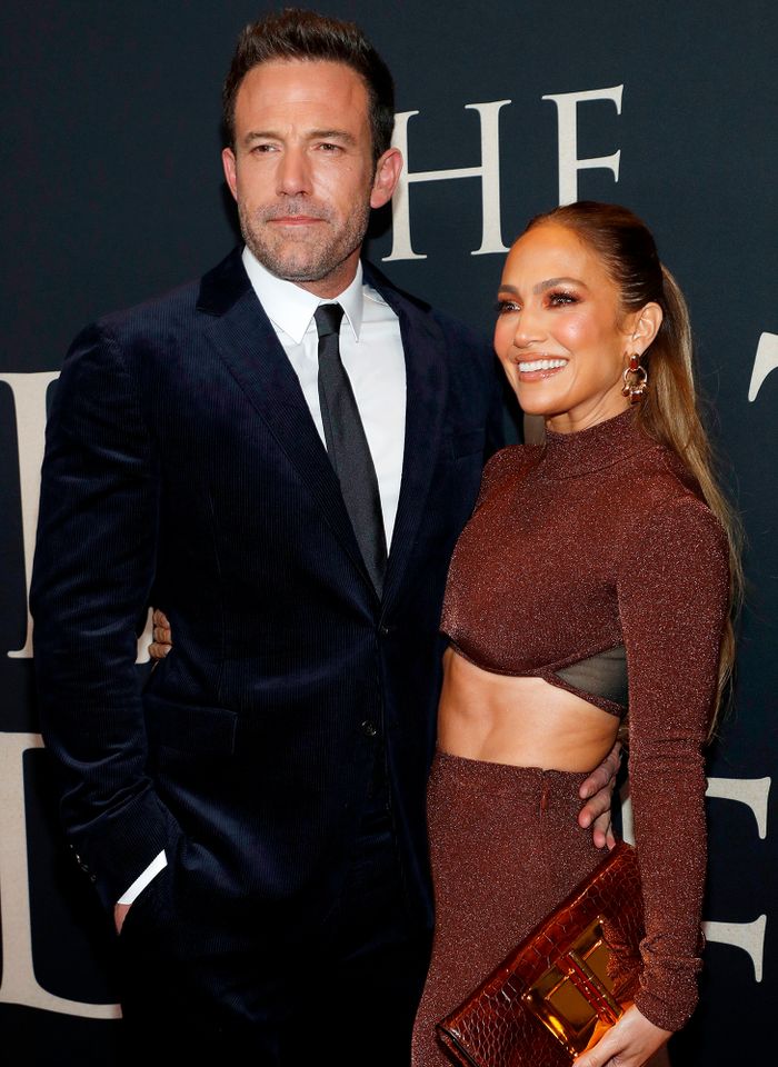 Jennifer Lopez and Ben Affleck take $52 million marital mansion off the ...