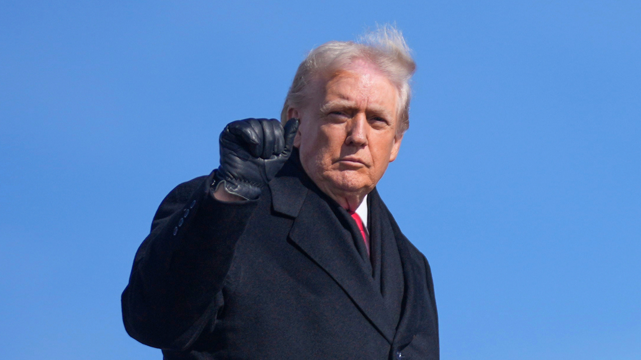 Why is Trump going to Iowa? President travels to Des Moines amid ...