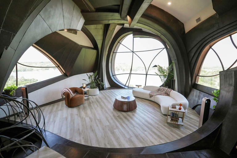 See photos: Texas home featured on HGTV's 'Ugliest House in America'