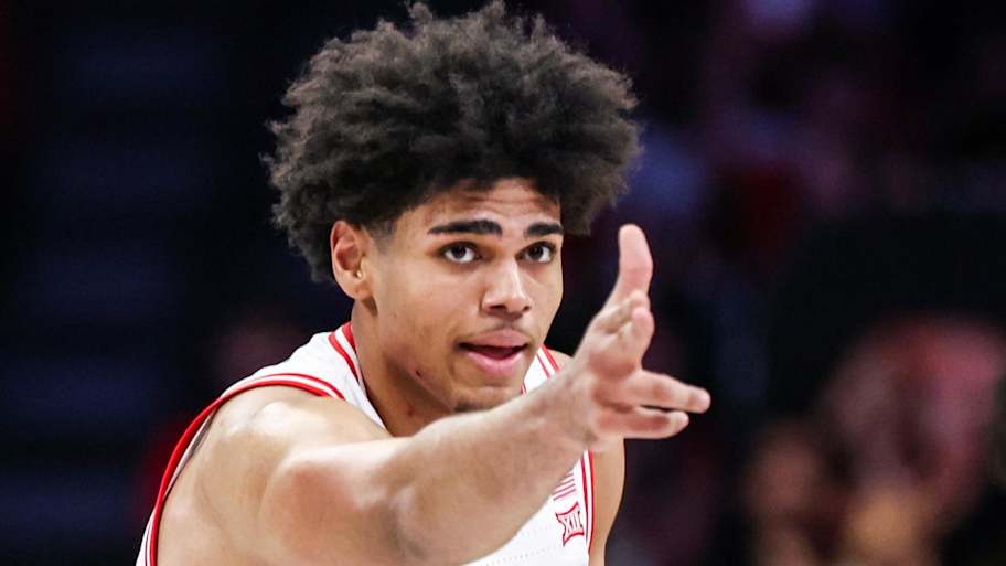 Arizona unanimously tops AP poll once again in latest update