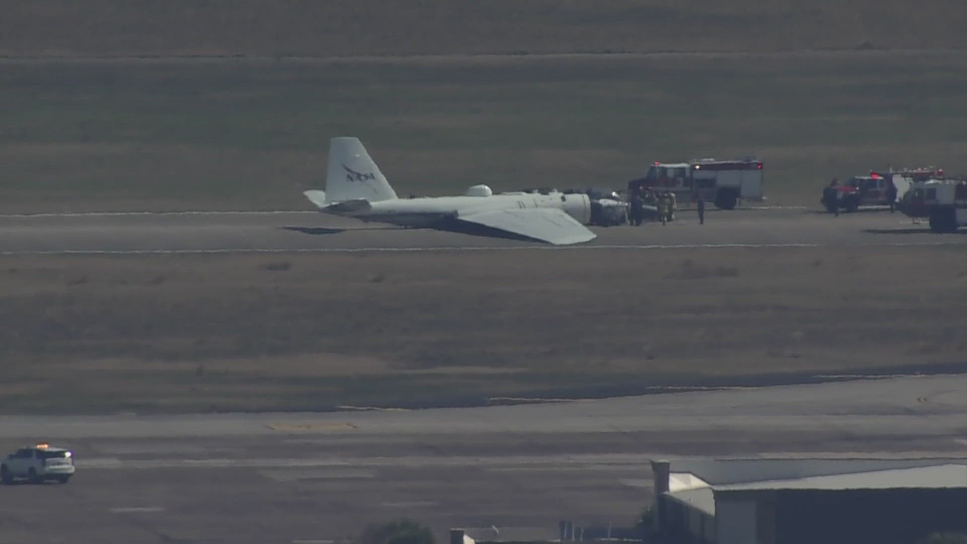 NASA plane makes belly landing at Ellington Field, video shows
