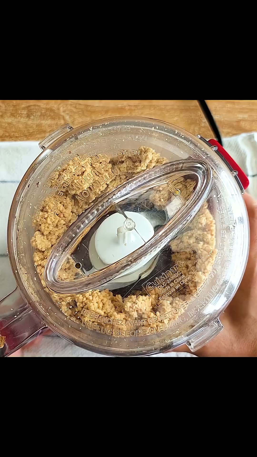 Homemade peanut butter without oil and sugar