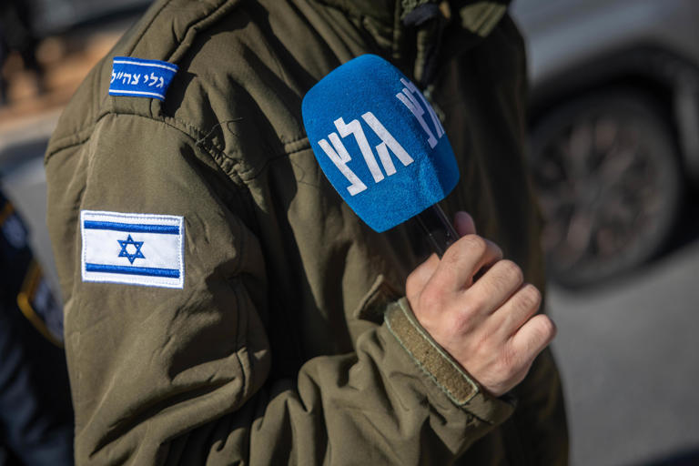 Shutdown of Army Radio is 'political move,' lawmakers warn panel ahead ...