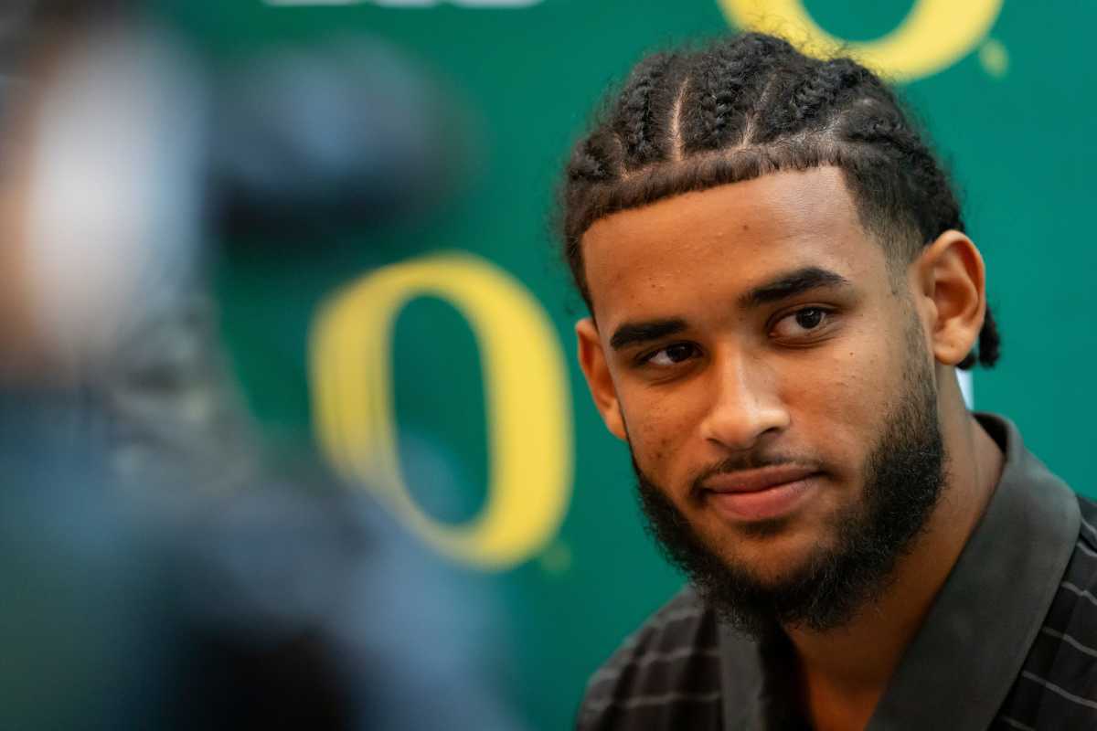 Big Ten standout ranked No. 1 QB in 2026 college football player list